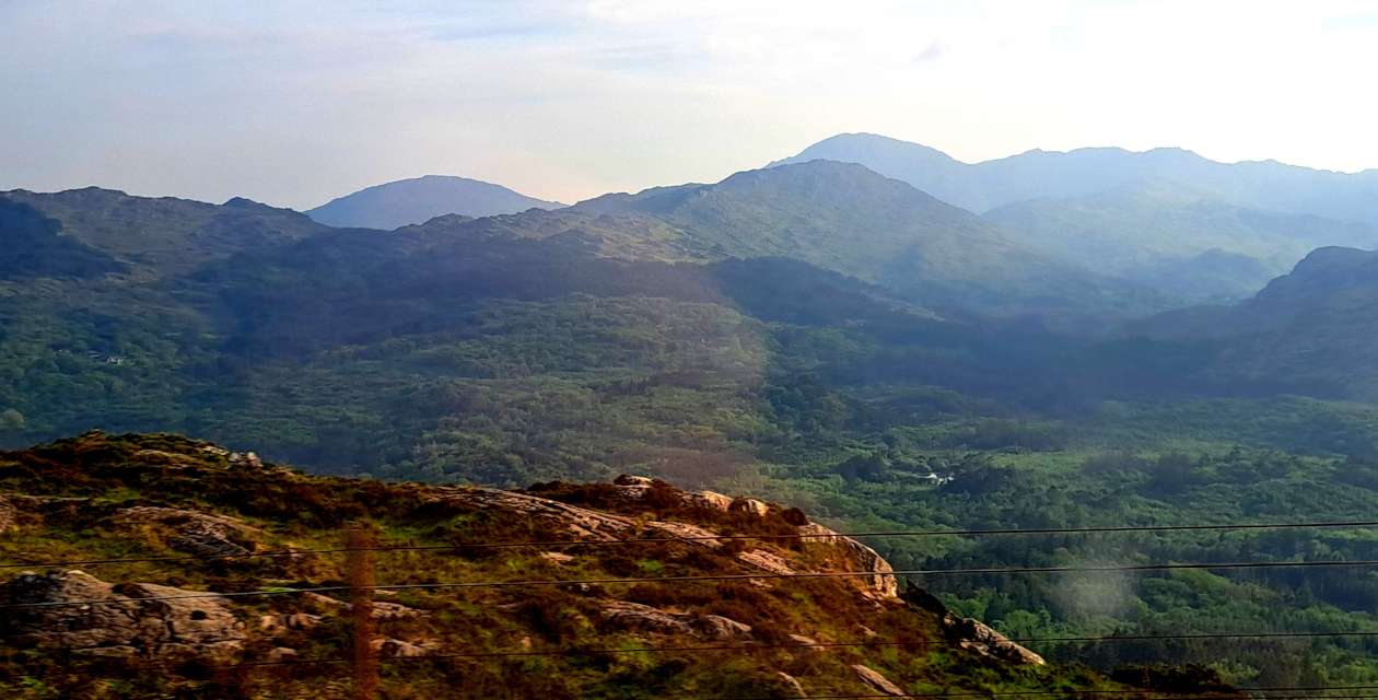 JOURNEY THOUGH THE CAHA MOUNTAINS – agoyvaerts